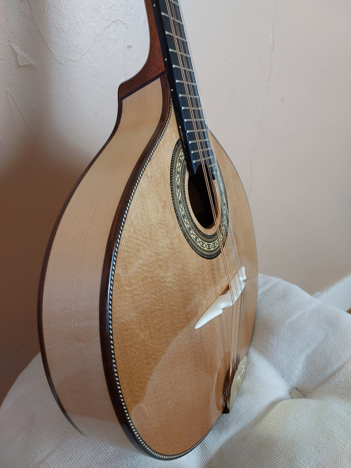 Pedro Santos bandolim, 2012 (SOLD) – Choro Shop